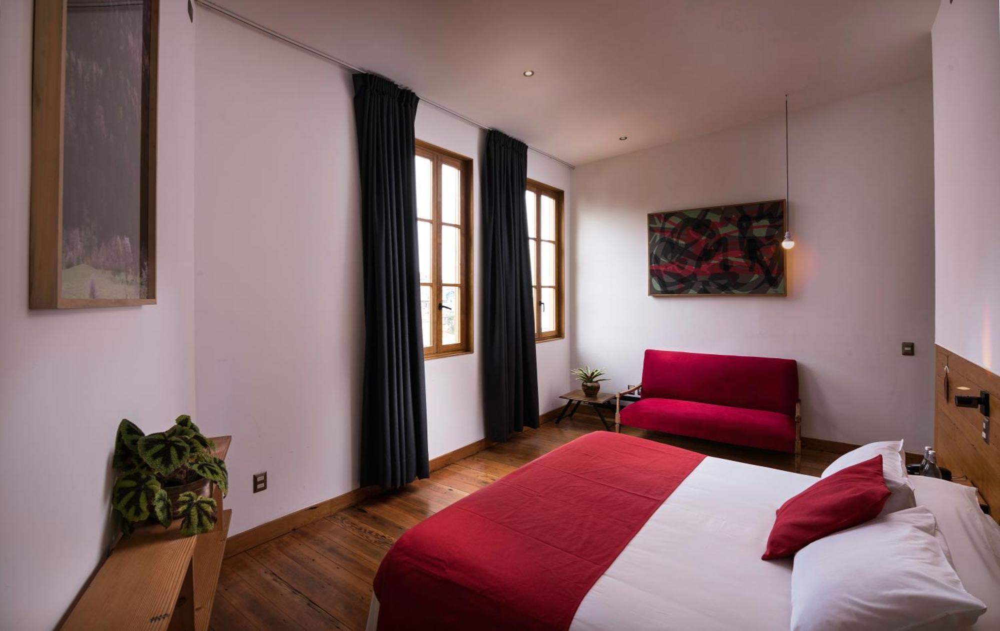 ᐉ FAUNA HOTEL ⋆⋆⋆ ( VALPARAISO, CHILE ) REAL PHOTOS & GREAT DEALS